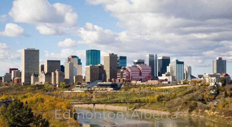 About Alberta - A Guide To Canada’s Wild West | Alberta Tourist